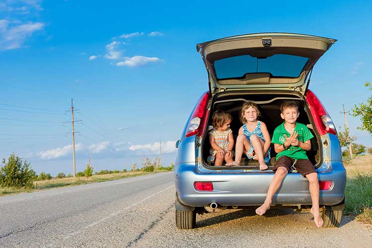 Die besten Tipps für eine lange Autofahrt | HolidayDiscounter