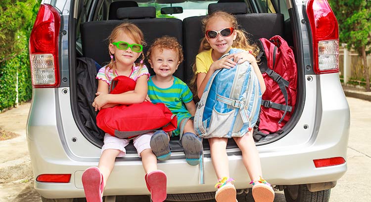 Autofahrt mit Kindern: die besten Tipps | HolidayDiscounter